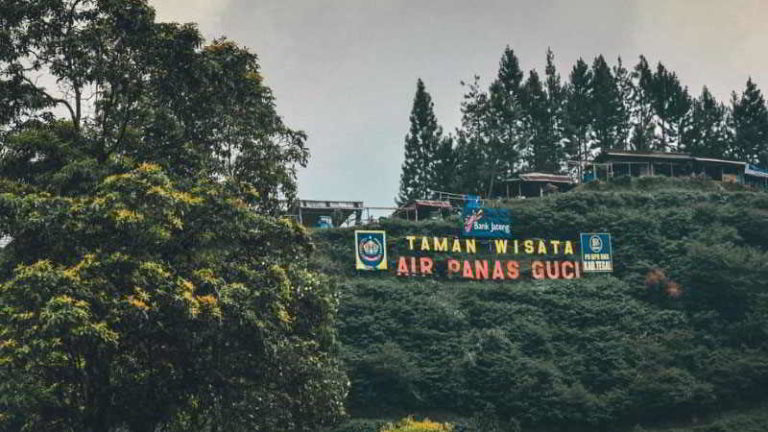 Guci Tegal - Wisata Bagus