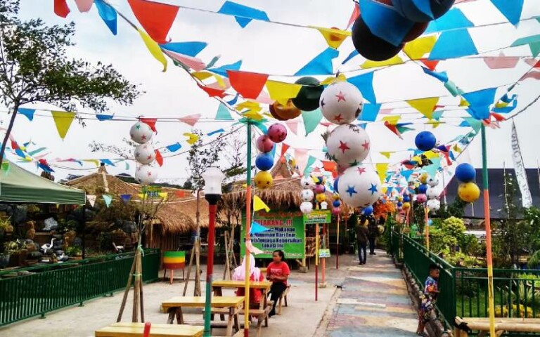 Taman Limo - Wisata Bagus